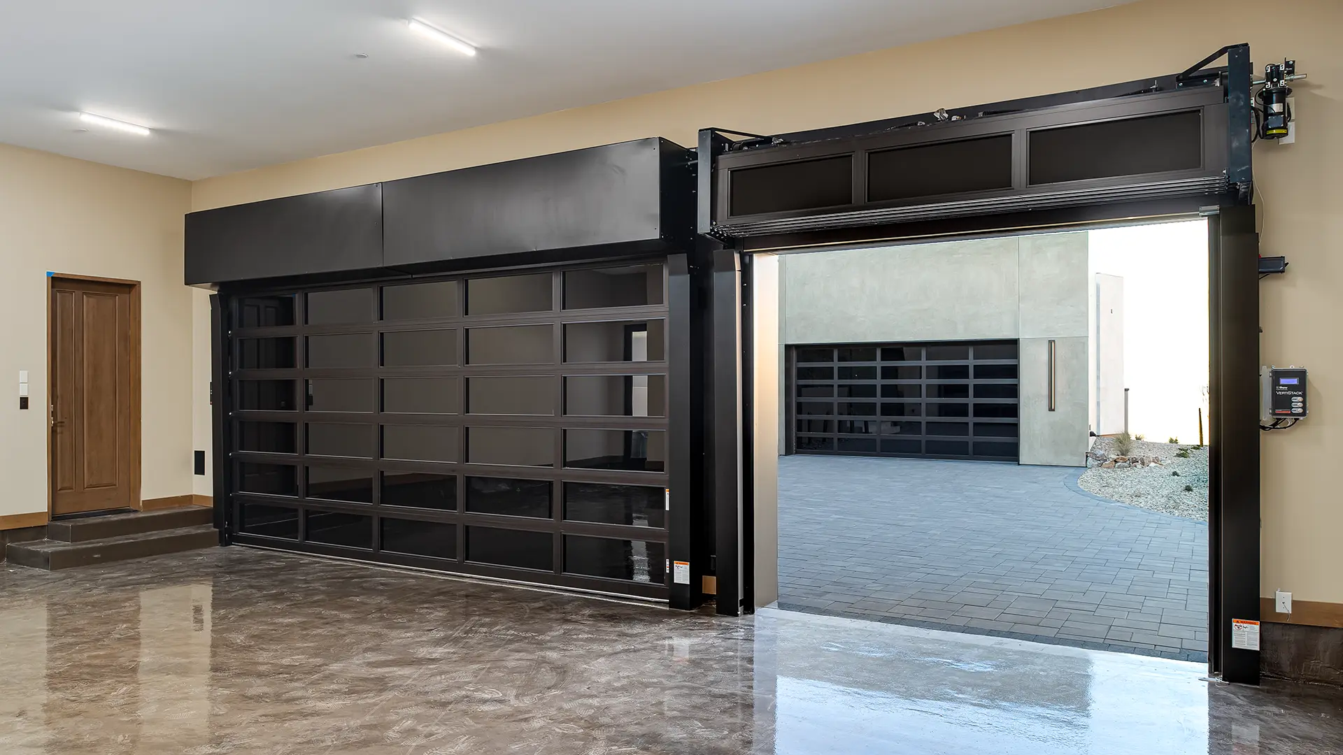 Aluminum & Glass Garage Doors | Clopay Vertistack Avante
